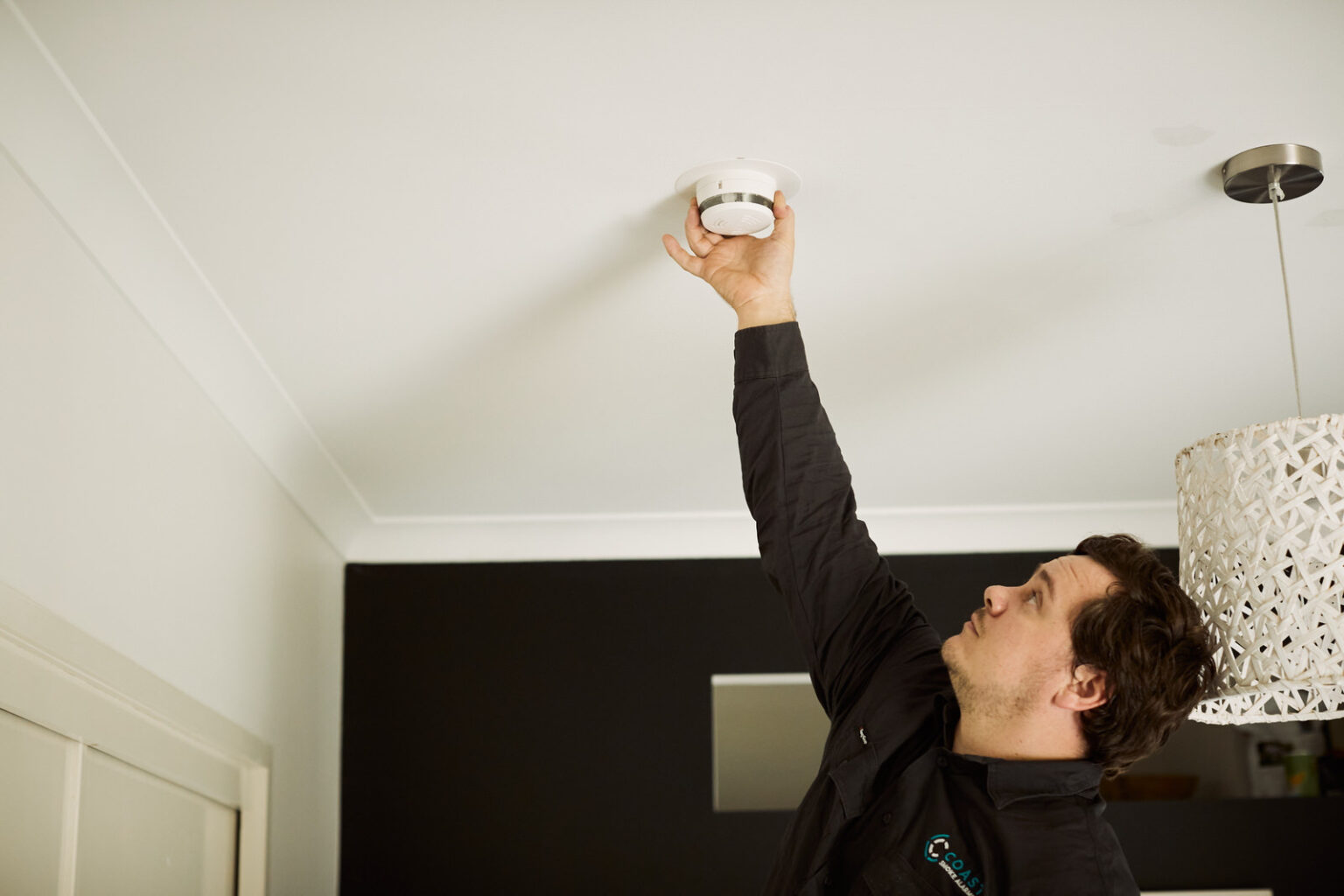 5 Signs It’s Time to Swap Out Your Smoke Alarms - False-smoke alarm ...